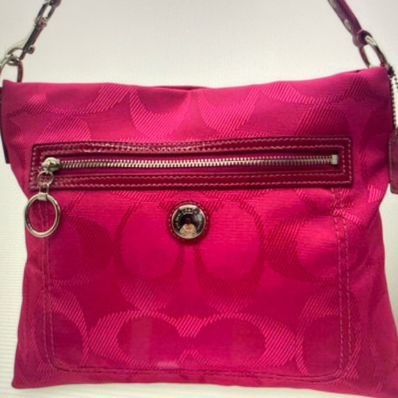 Coach | Bags | Coach Hot Pink Signature Fabric Purse With Matching ...